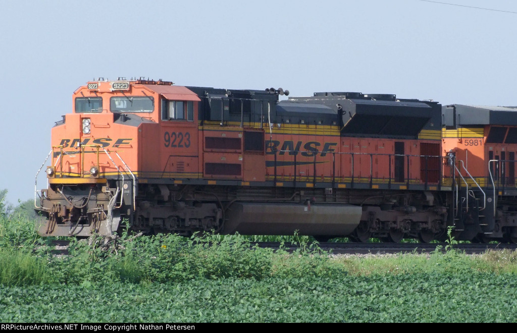 BNSF 9223